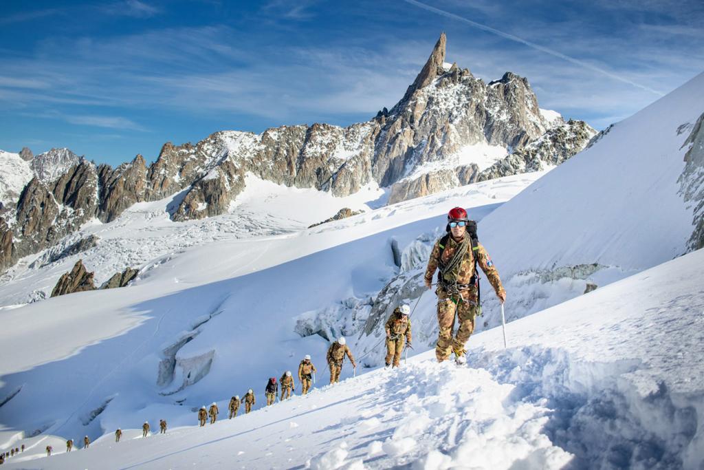 Gli alpini della Taurinense chiudono il 2022 in alta montagna ...